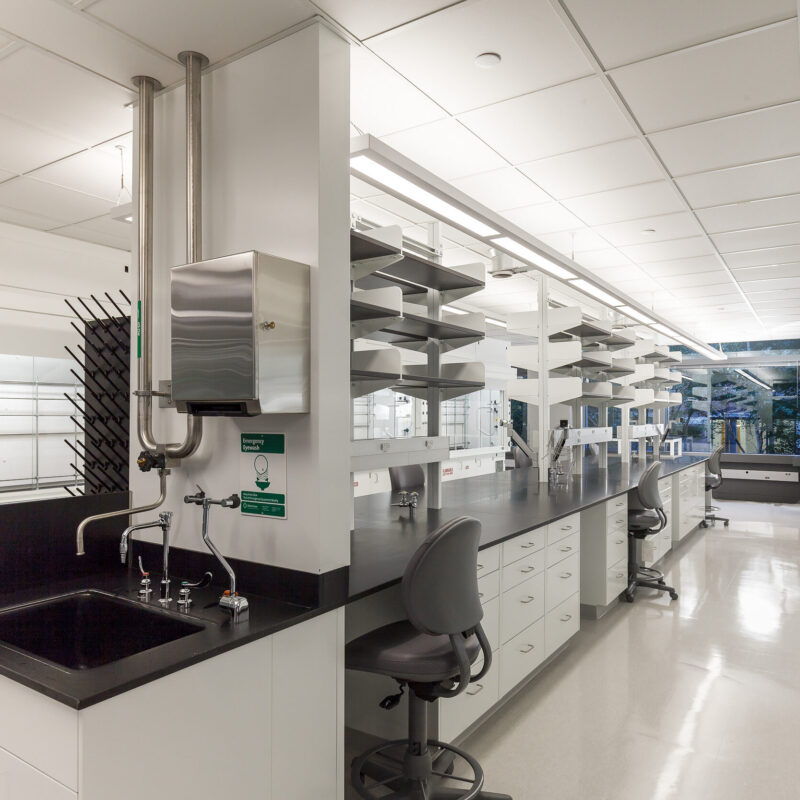 Biogen - Bio6 Chemistry Lab - Commodore Builders
