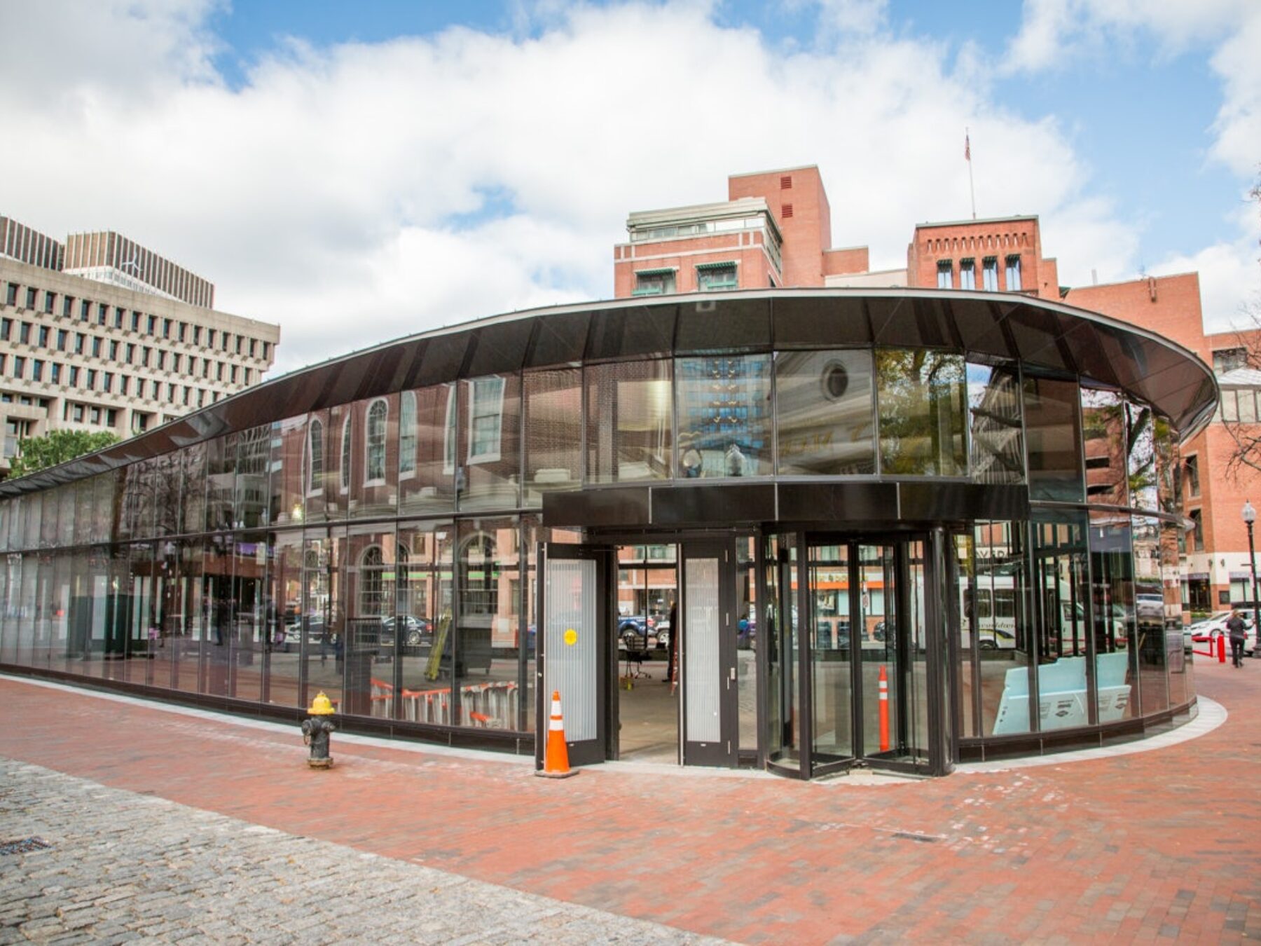 Faneuil Hall Marketplace – Glass Retail Pavilion - Commodore Builders